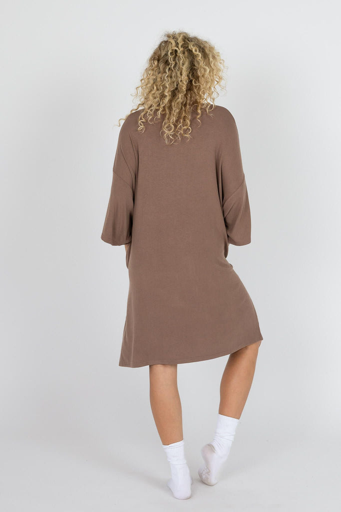 Out Of Pocket Dress Taupe – The Foxy Kind